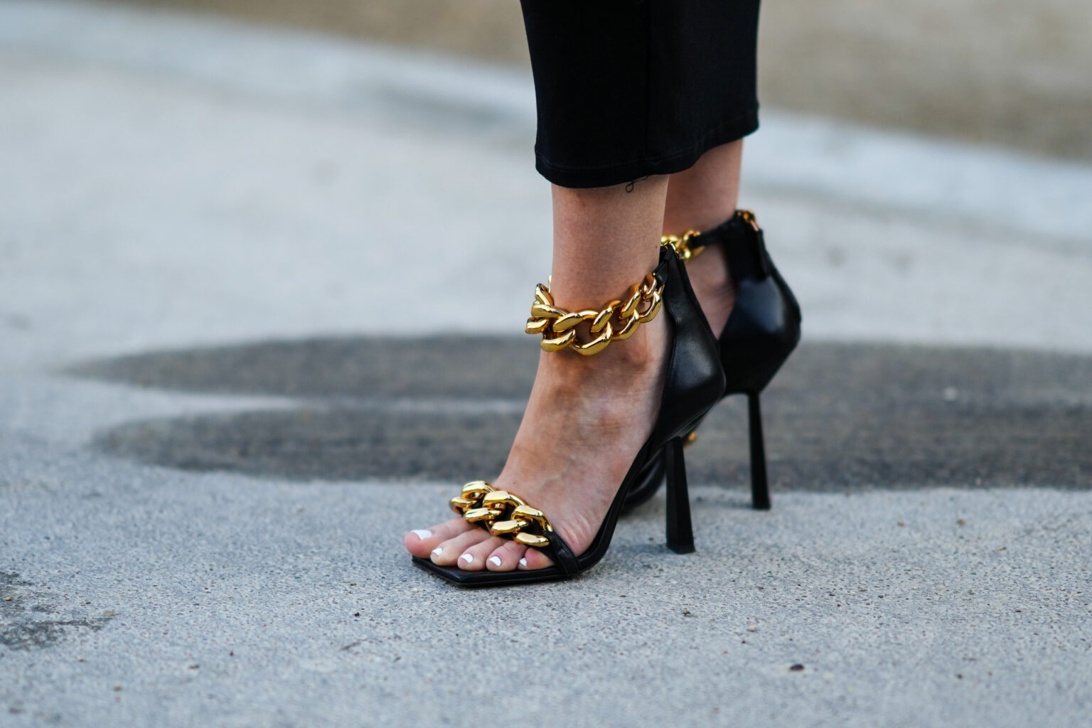 Buty do sukienki wieczorowej. Jakie dobrać? | Fashion blog eobuwie.com.pl