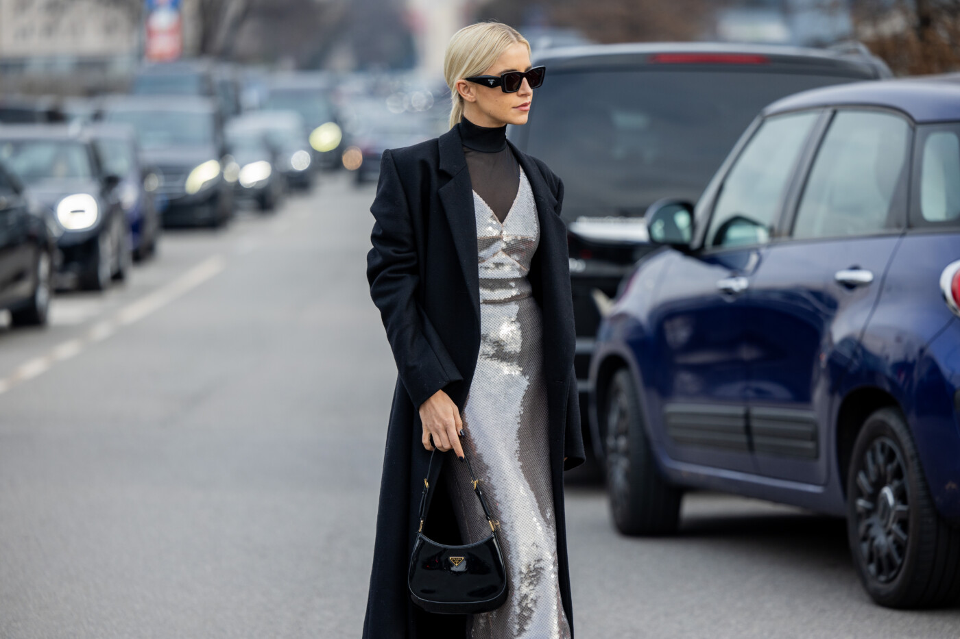 Jakie buty do srebrnej sukienki wyglądają najlepiej? Stylizacje | Blog ...